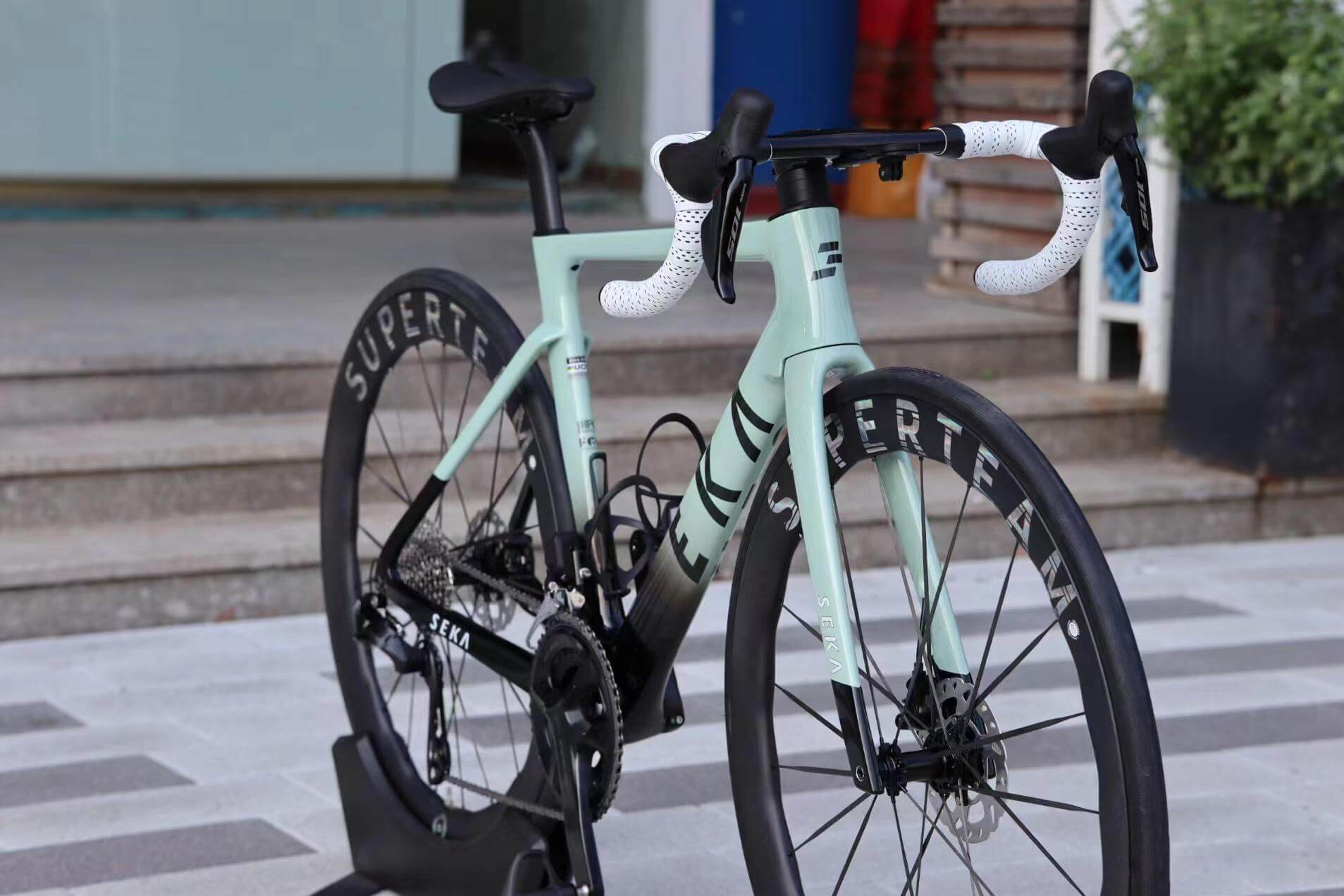 Aero vs. Lightweight: Which Superteam Wheelset Suits Your Riding Style ...
