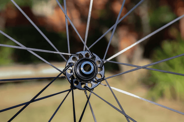 How Hub Flange Width Affects Lateral Stiffness | Superteam Wheels ...