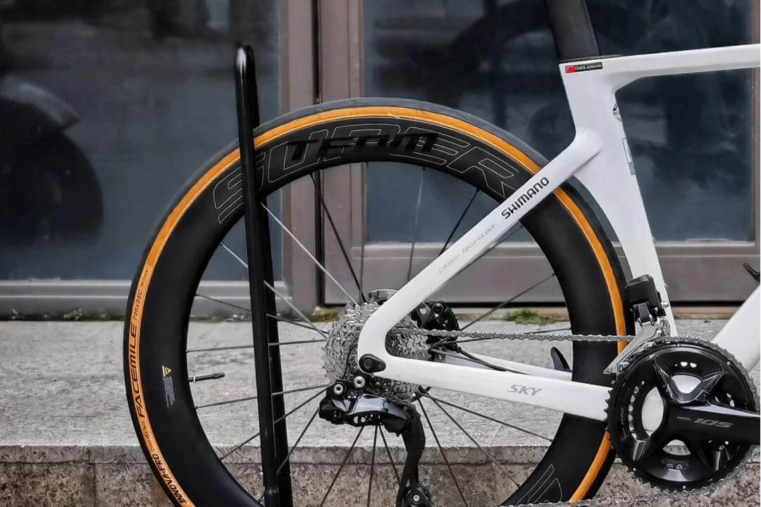 How Modern Carbon Wheels Change the Role of Bike Spokes | Superteam ...